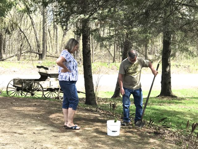 You Meet Some of the Nicest People... - Griswold Cookware
