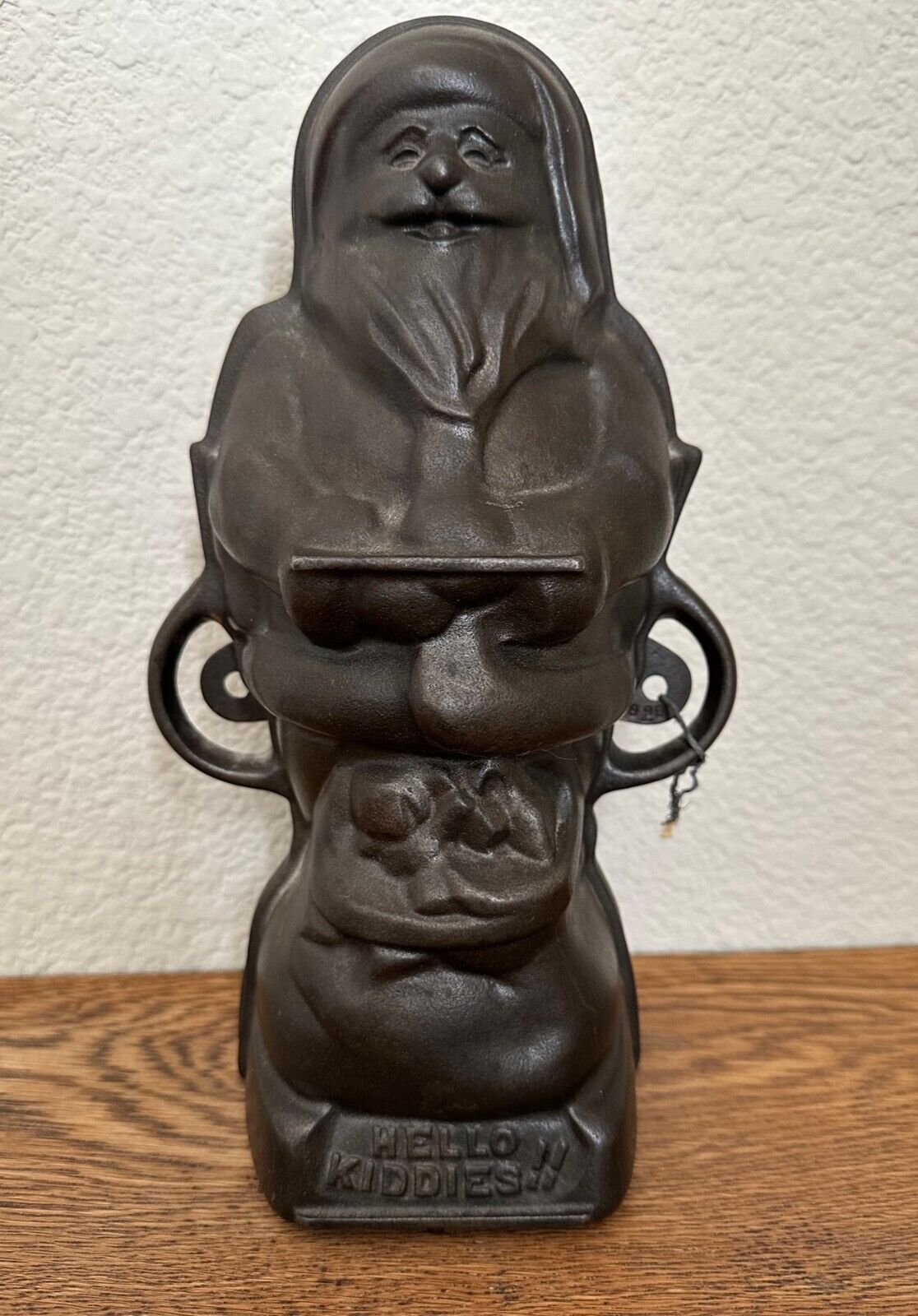 Griswold Vintage Cast Iron Santa Cake Molds: Real or Reproduction ...